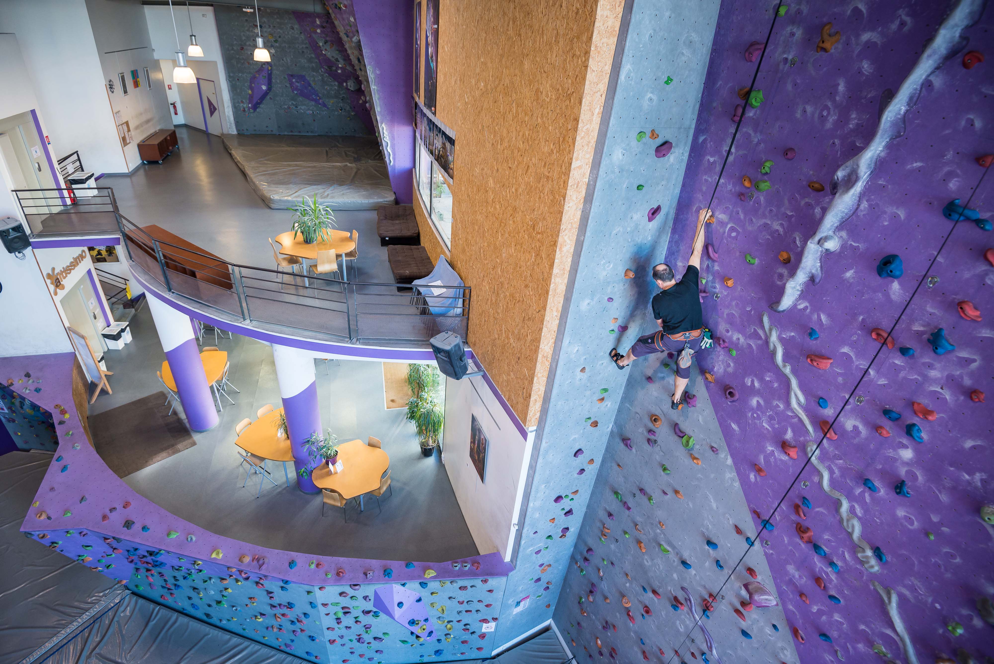 ALTISSIMO MONTPELLIER ODYSSEUM MUR D'ESCALADE