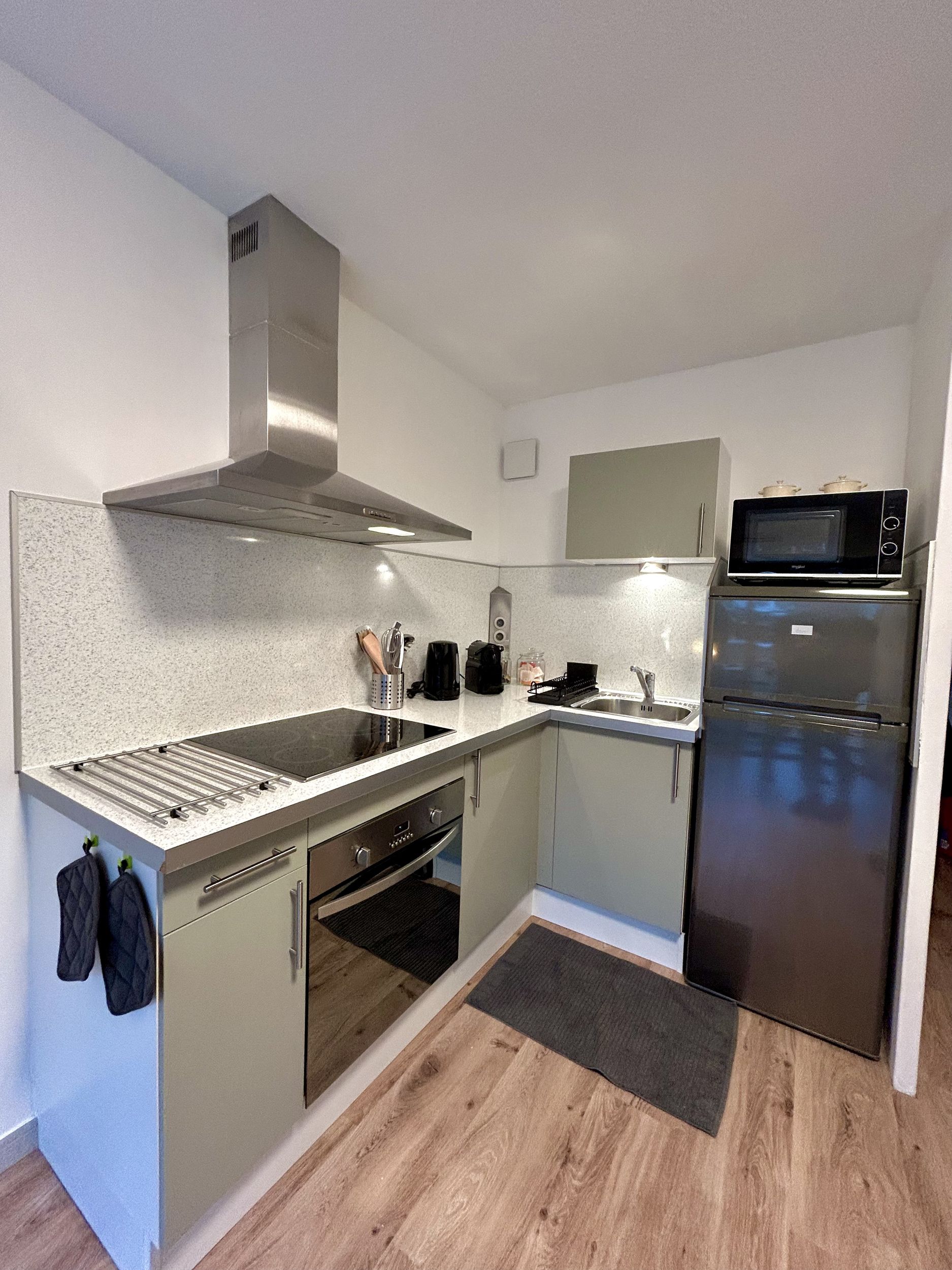 BOURRET ERIC ET VIRGINIE